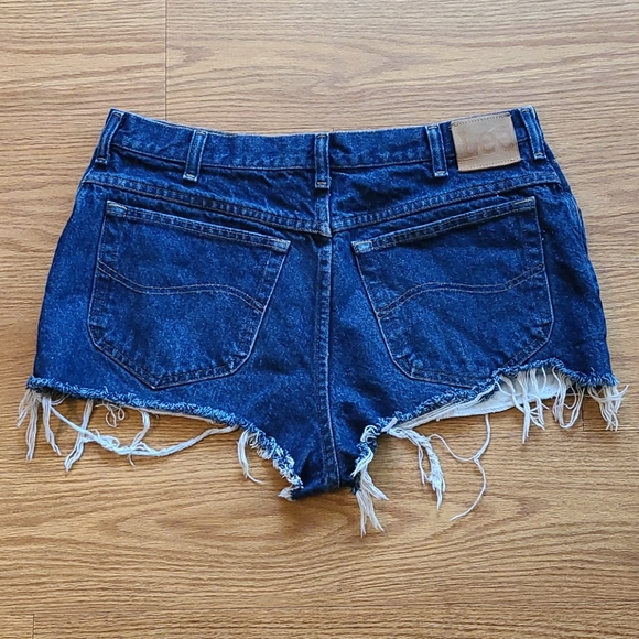 Lee | Shorts | 36x Vintage Lee Dark Wash Distressed Cutoff Denim Girls ...